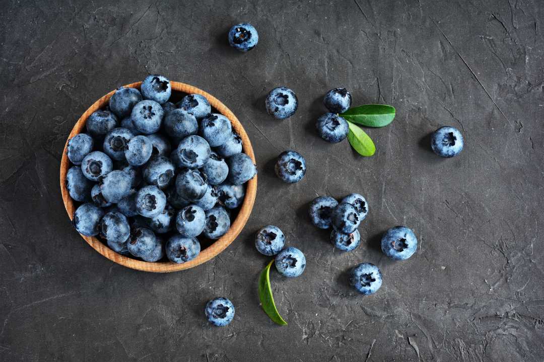 Summer Skincare: 6 Benefits of Blueberries for Skin | Healthy Master ...